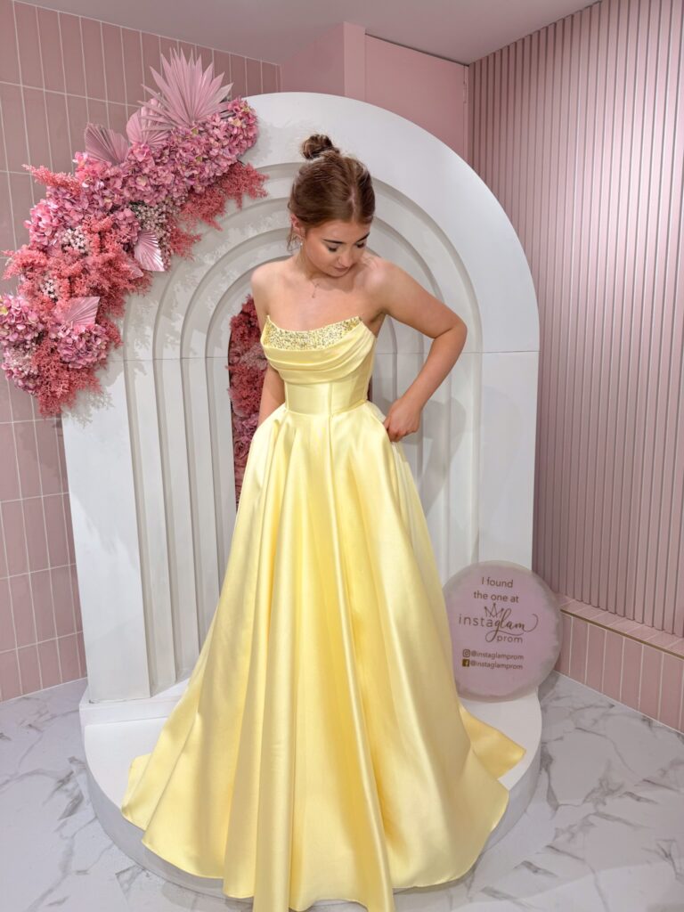 Daisy (Lemon) - InstaGlam Prom